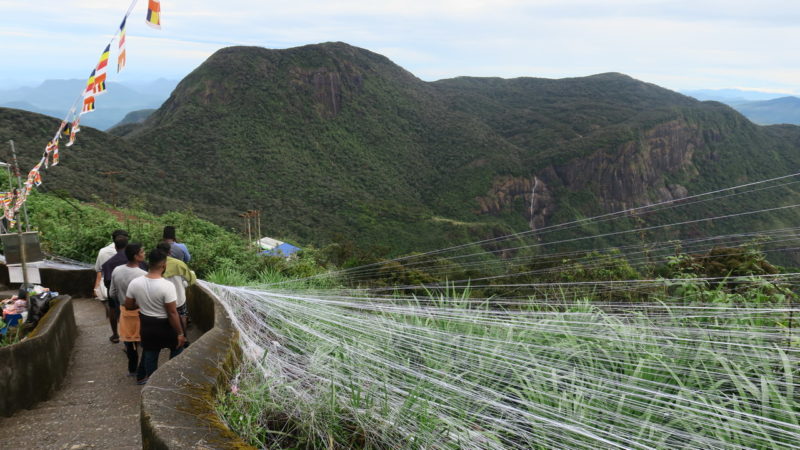 Az Adam’s Peak (Sri Pada) megmászása | vizzitor.hu